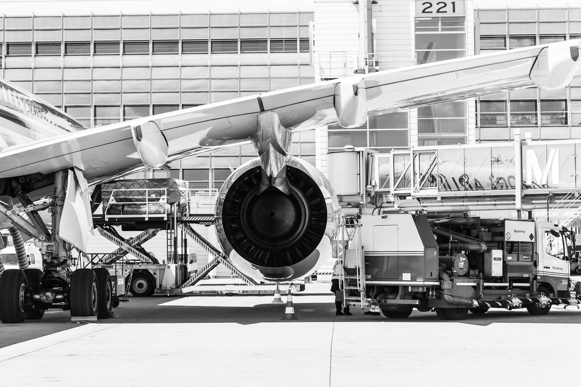 APLG - Votre partenaire solutions RH secteurs stratégiques